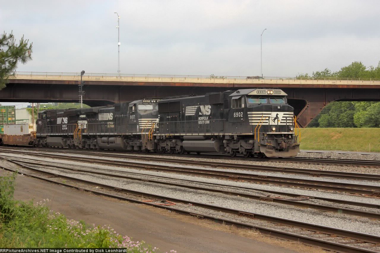 NS 6902